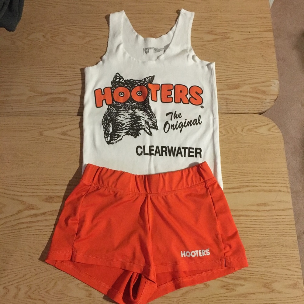 New 2 Hooters Girl Uniform Outfits Tank Shorts Hose &… - Gem